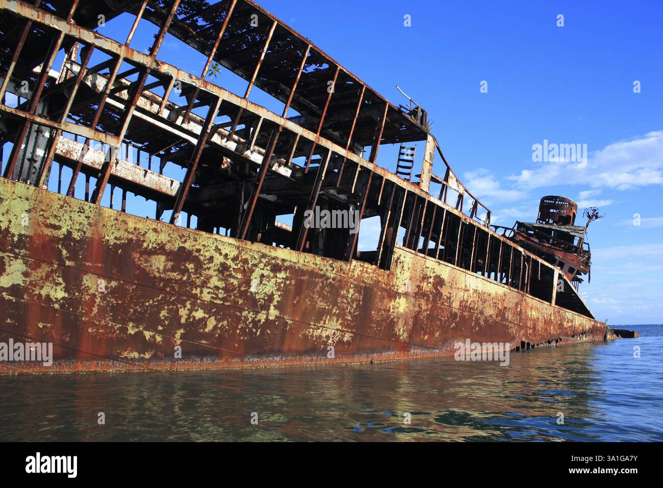 Wrecked ship near Dixon cove, Roatan island, country Honduras Stock ...