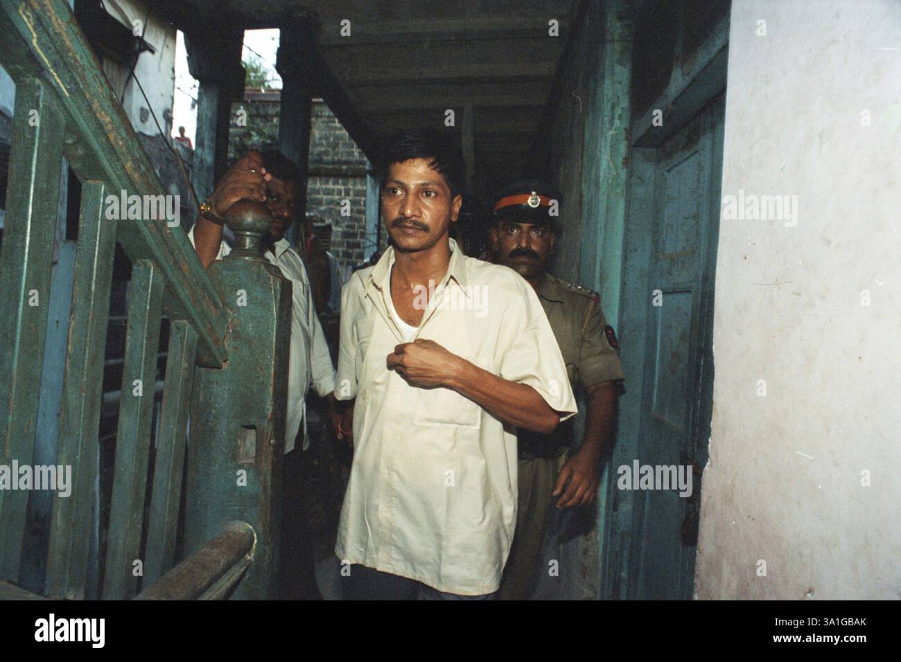Notorious gangster of Arun Gawli's gang Sunil Ghate got arrested by ...