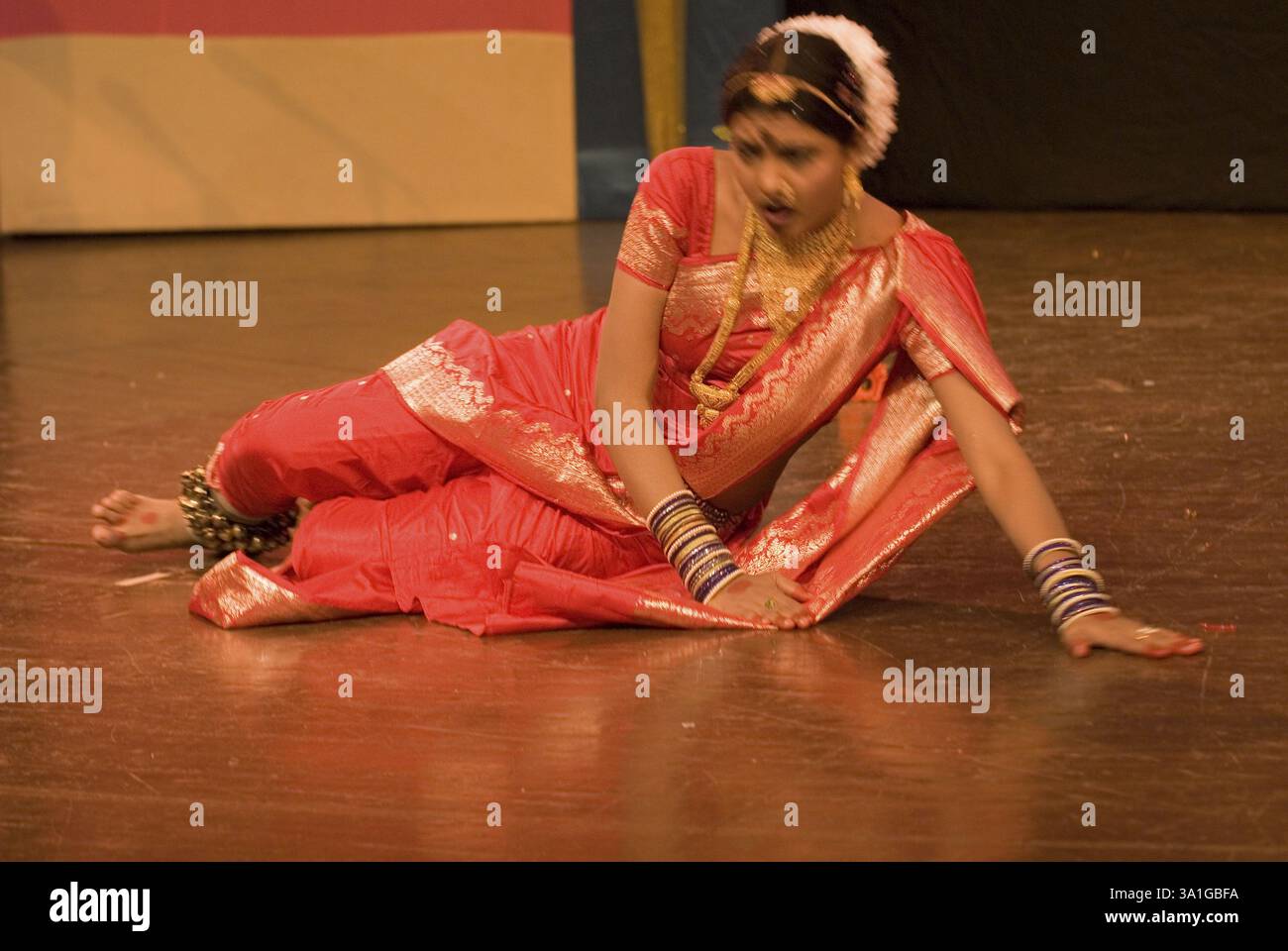 Woman performing traditional folk dance Lavani, Maharashtra, India NO ...