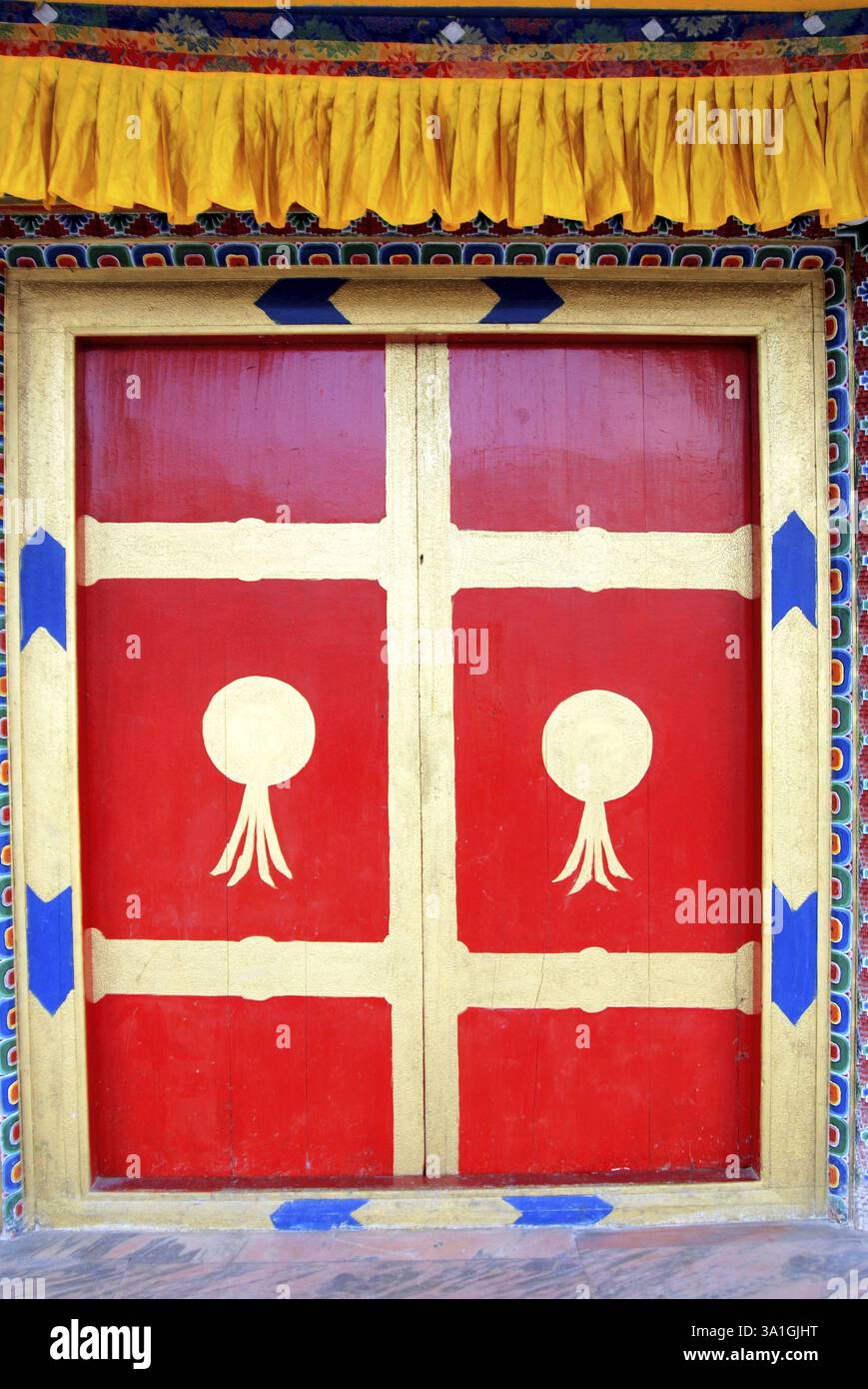 Painted wooden door, Ravangla, Sikkim, India, Asia Stock Photo - Alamy