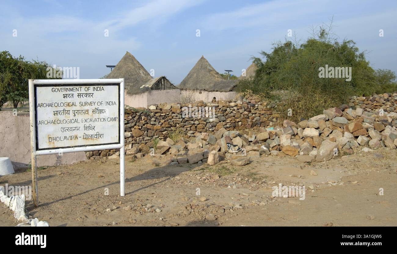Mohenjodaro and Harappa excavation site, Dholavira, Kutch, Gujarat ...