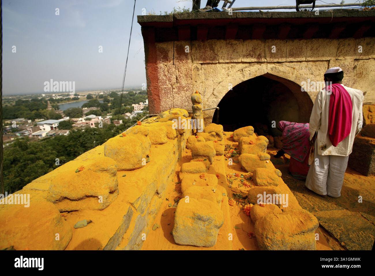 Devotees paying respects to god of Jejuri Mahalsakant Malhari Martand ...