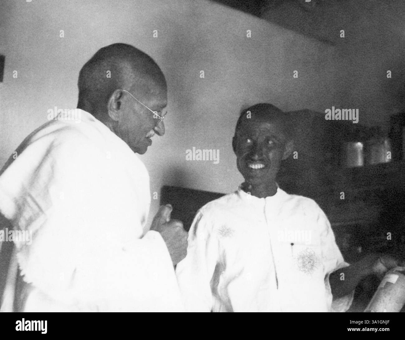 Mahatma Gandhi visiting Dr. Manohar Divan at the leprosy hospital ...