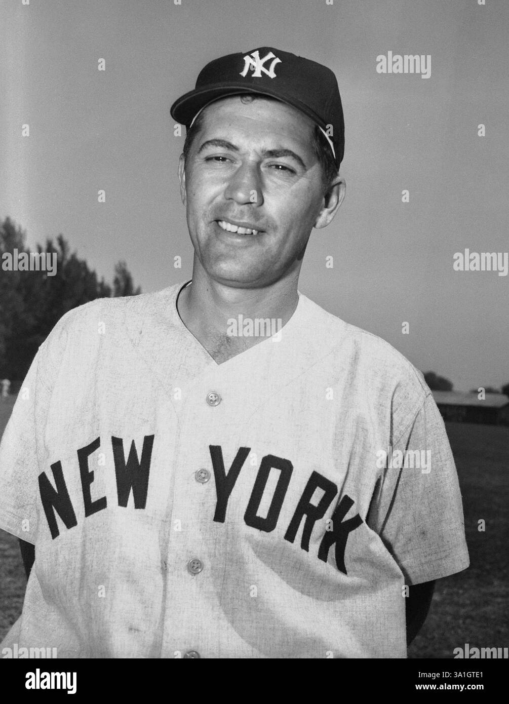 FILE - New York Yankees pitcher Art Schallock is seen in St. Petersburg ...