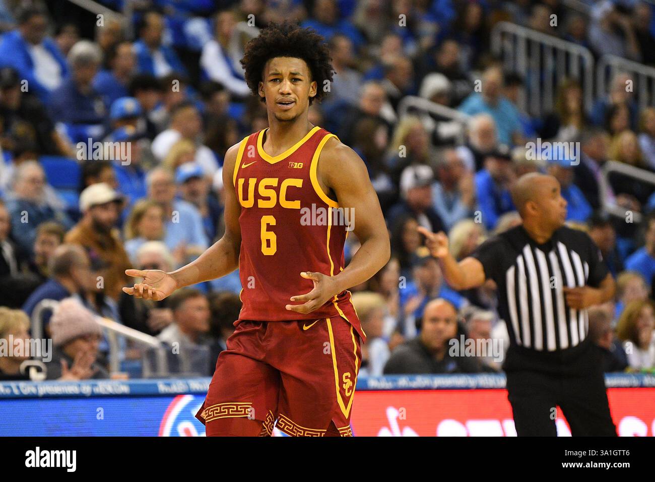 LOS ANGELES, CA - MARCH 08: USC Trojans guard Wesley Yates III (6 ...