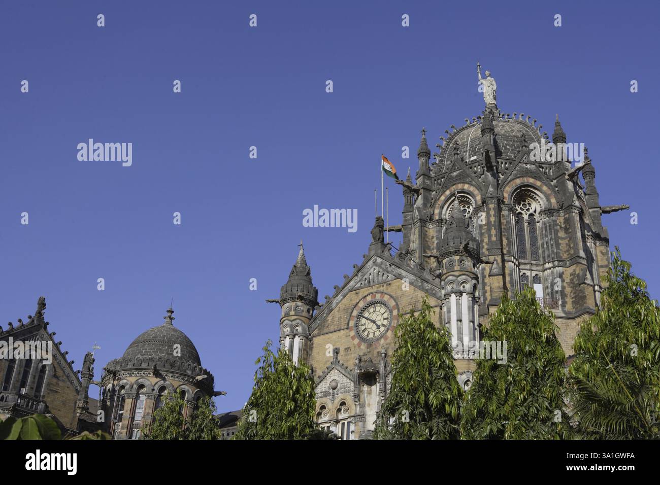 Chhatrapati Shivaji Terminus (formerly Victoria Terminus) Victorian ...