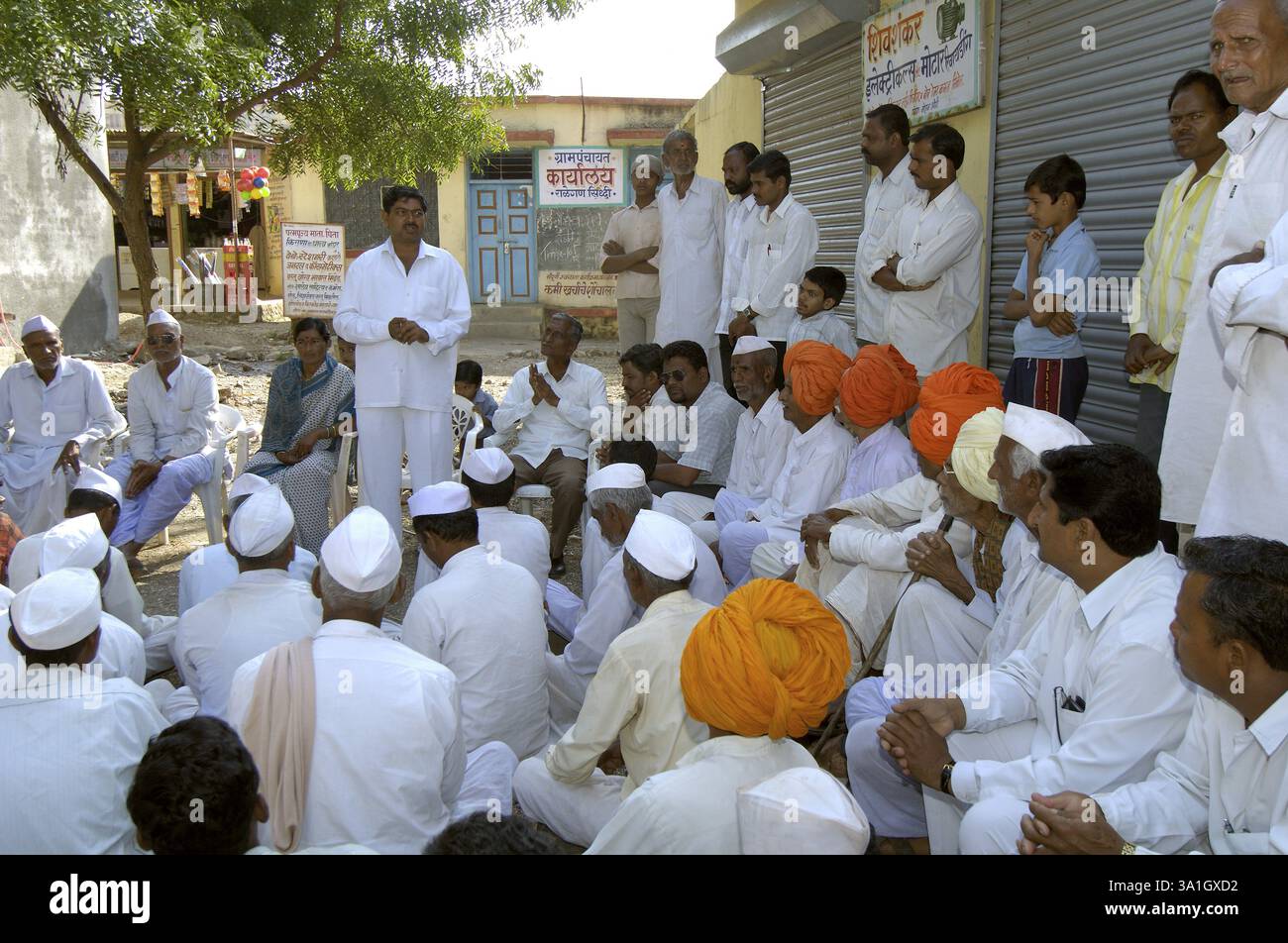 Community meeting of Ralegaon Siddhi, near Pune, Maharashtra, India ...