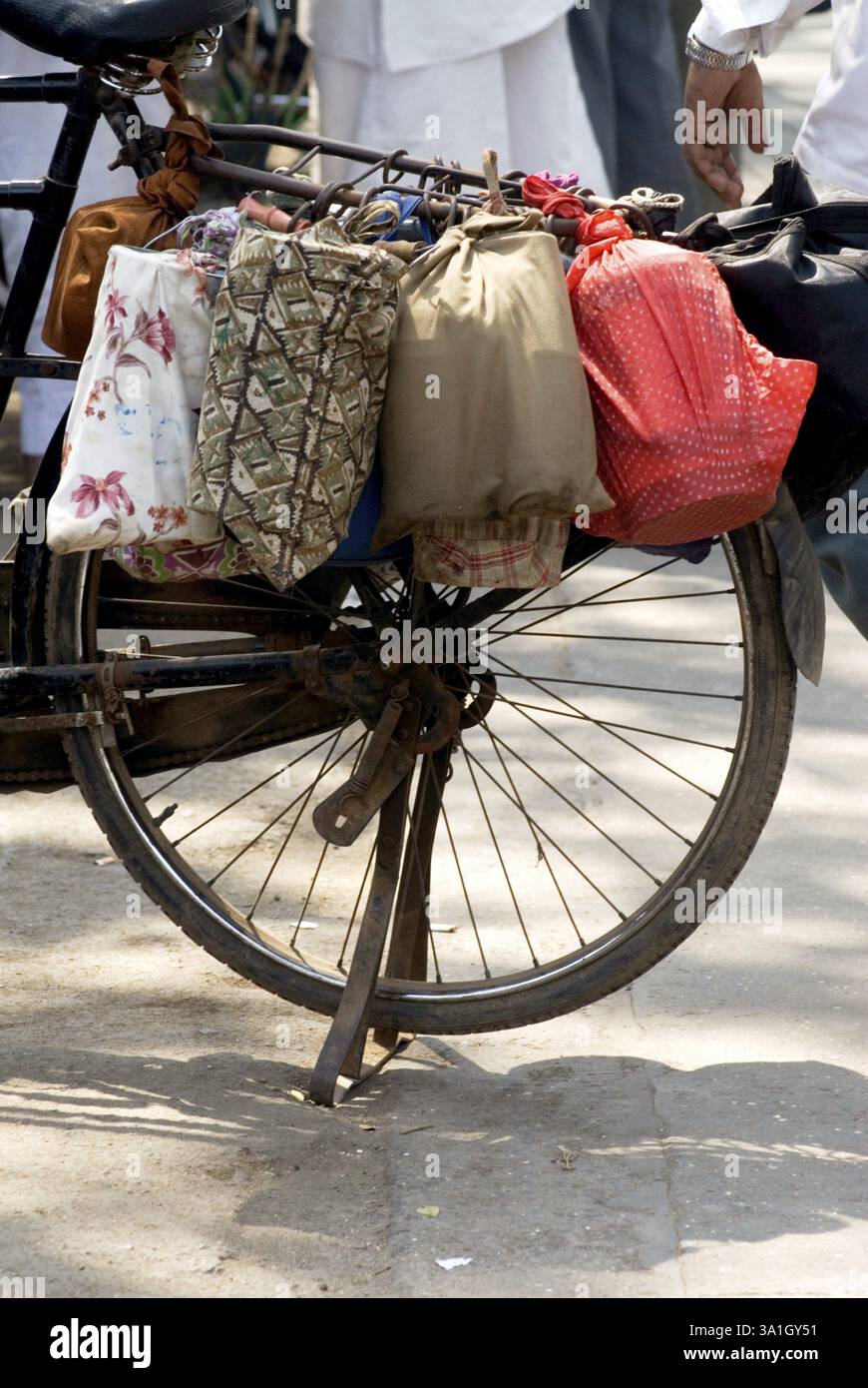 Tiffins tied to a cycle, Bombay Mumbai, Maharashtra, India, Asia Stock ...