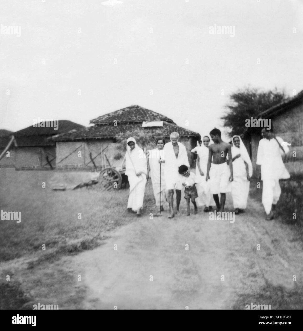 Mahatma Gandhi and others walking Sevagram Ashram, 1938, Rajkumari ...