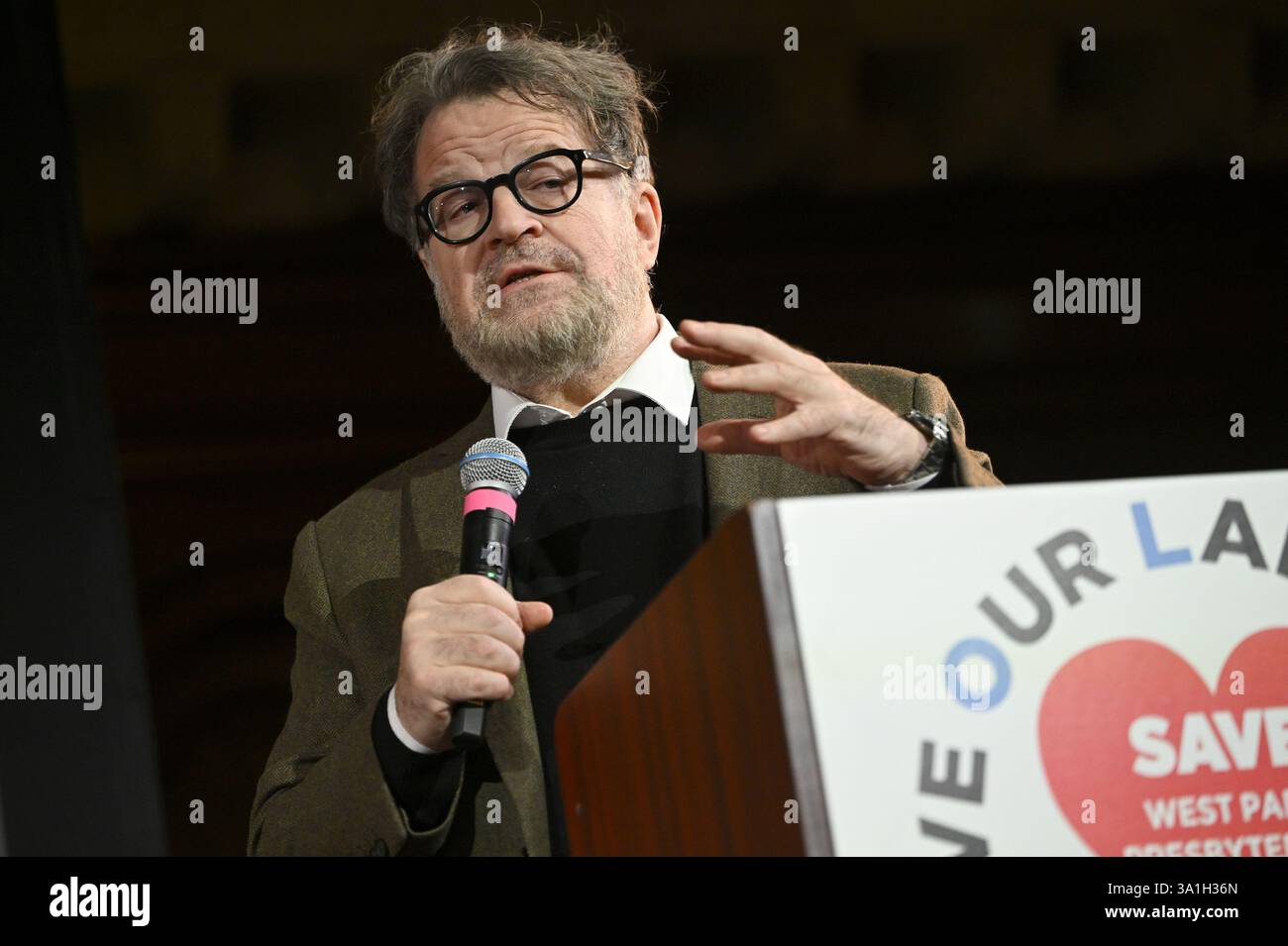 New York, USA. 08th Mar, 2025. Kenneth Lonergan speaks at a rally for ...