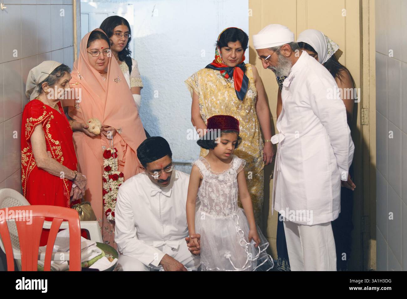 Reciting Slokas before ceremonial bath, Nahan, Ritual, Parsi Navjot a ...