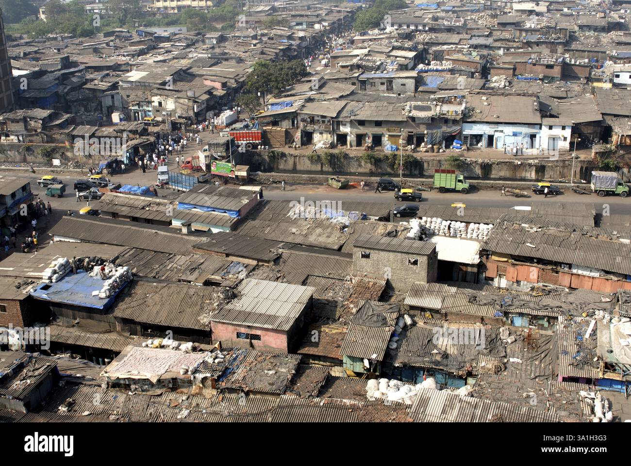 Dharavi slum or Jhopadpati small houses in dirty place, Bombay Mumbai, Maharashtra, India, Asia ...