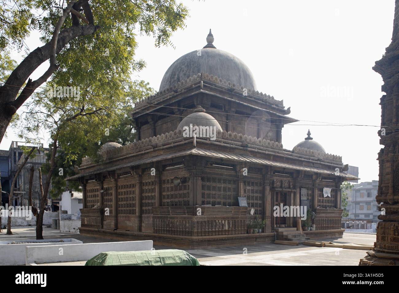Heritage stone mosque, Rani Sipri's tomb, Ahmedabad, Gujarat, India ...