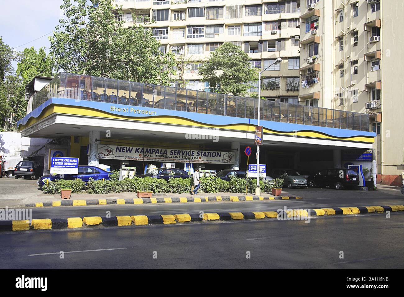 Indian gas station hi-res stock photography and images - Alamy