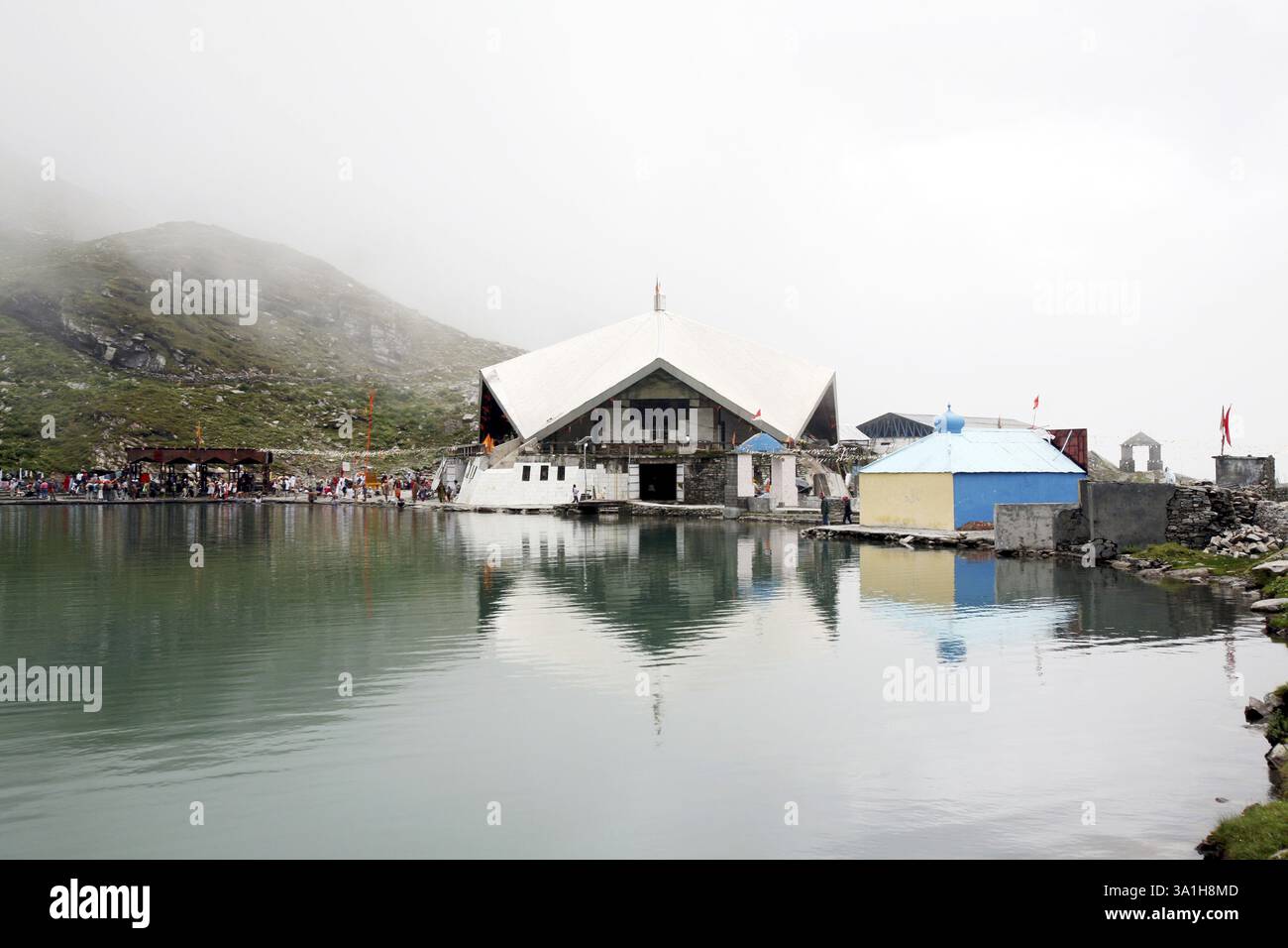 The Hemkund Lake at Sikhs shrine Shri Hemkund Sahib situated (4, 320 ...