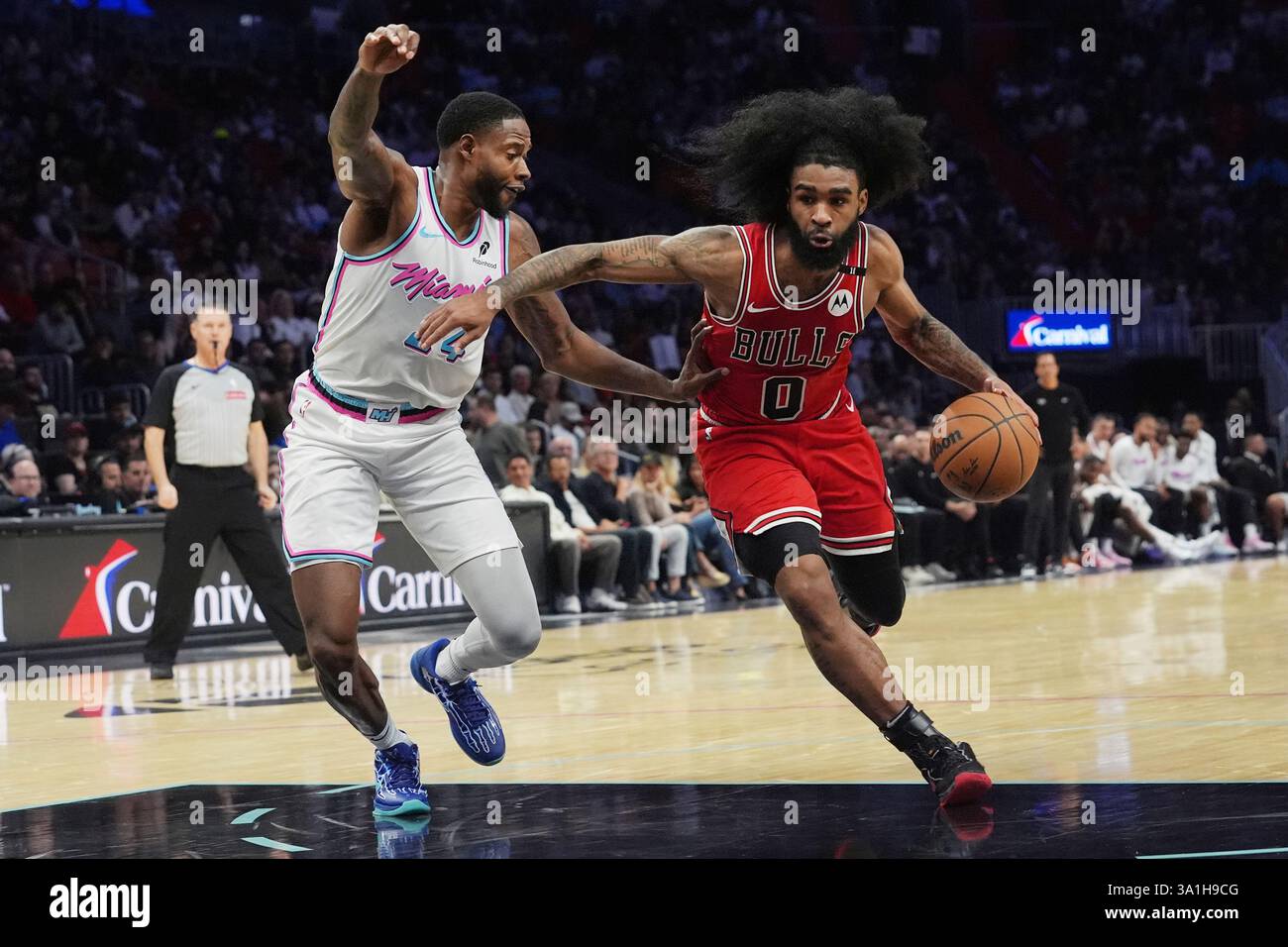 Chicago Bulls guard Coby White (0) dribbles the ball as Miami Heat ...