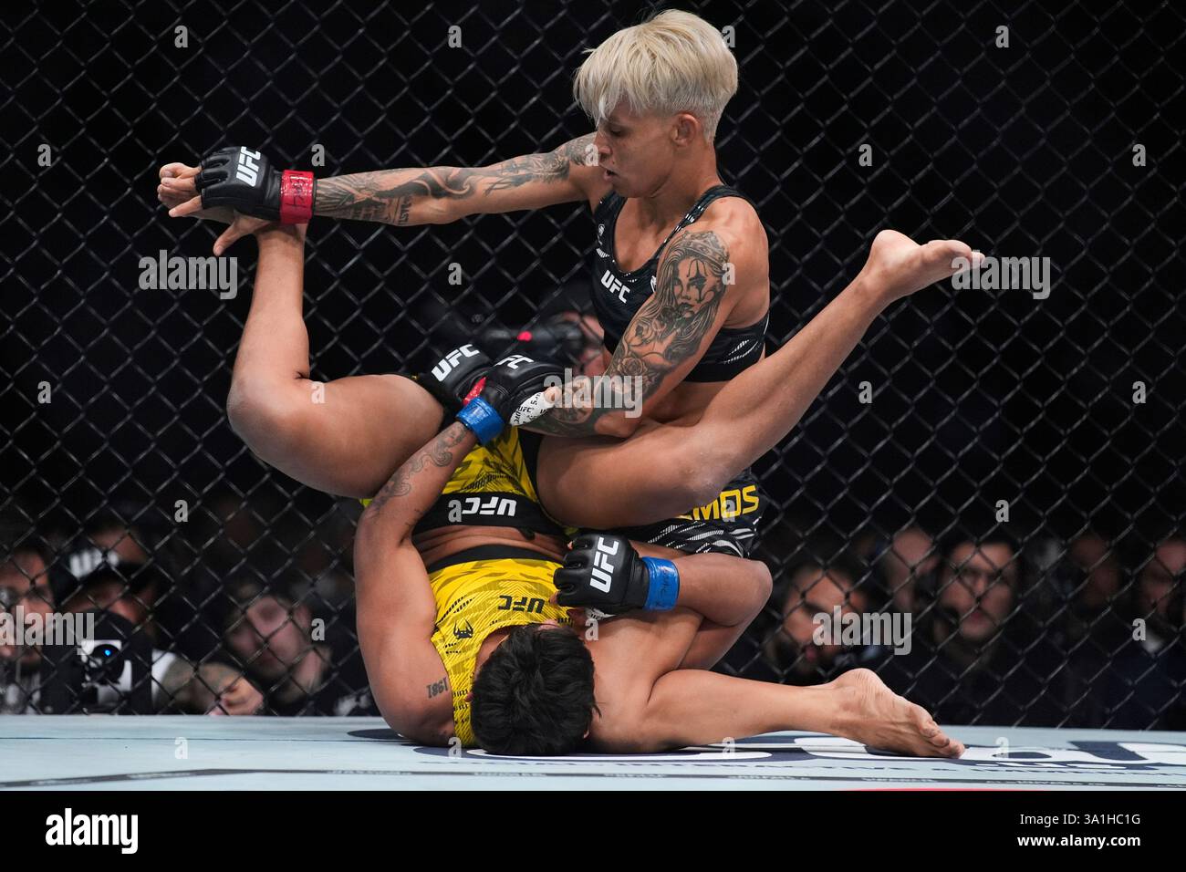 Amanda Lemos, right, fights Iasmin Lucindo during a UFC 313 mixed ...