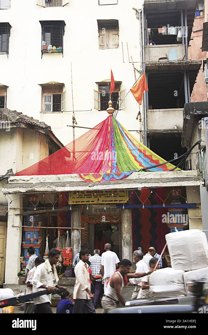 Place of worship Goddess Durga or Kali Mata temple, Kalbadevi road ...