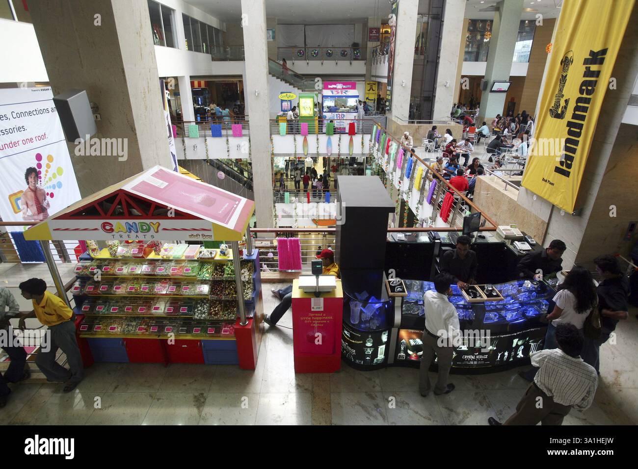 An aerial view of second floor of infinity mall, Andheri, Bombay now ...