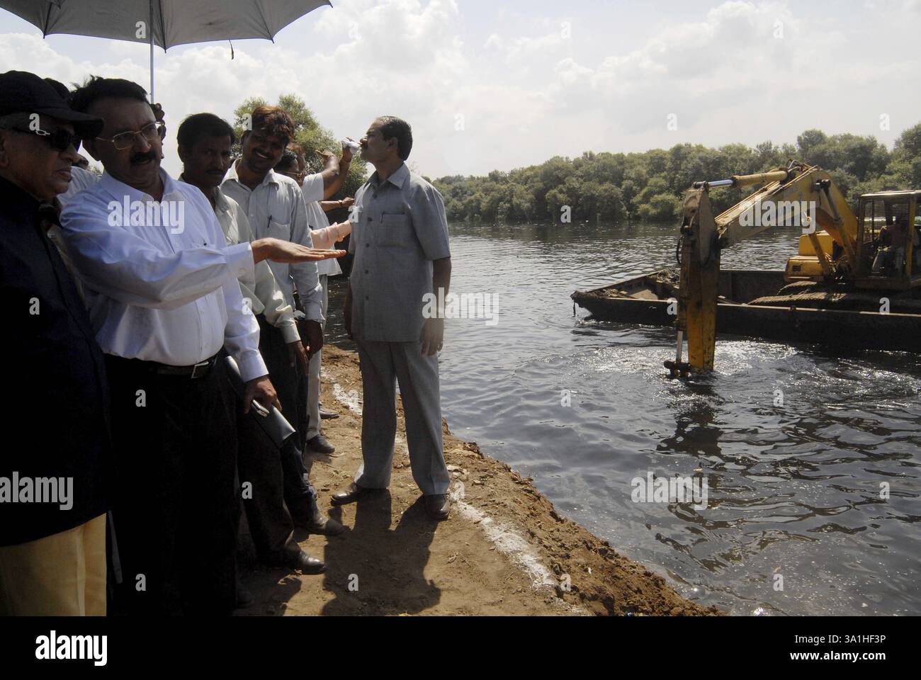 Mumbai Metropolitan Regional Development Authority (MMRDA) chief T ...