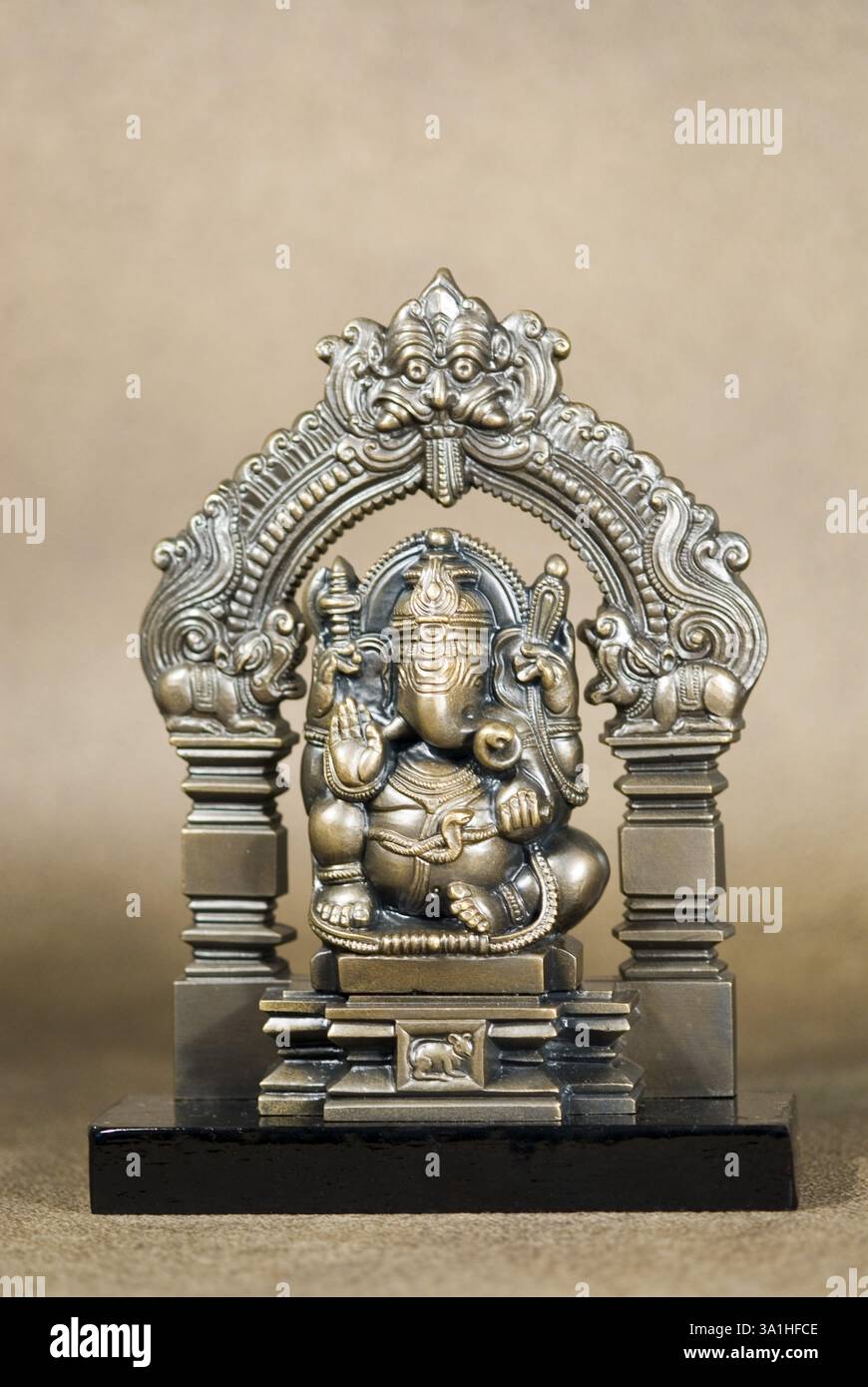 Ganesh idol in bronze panch dhatu, Mumbai Bombay, Maharashtra, India ...