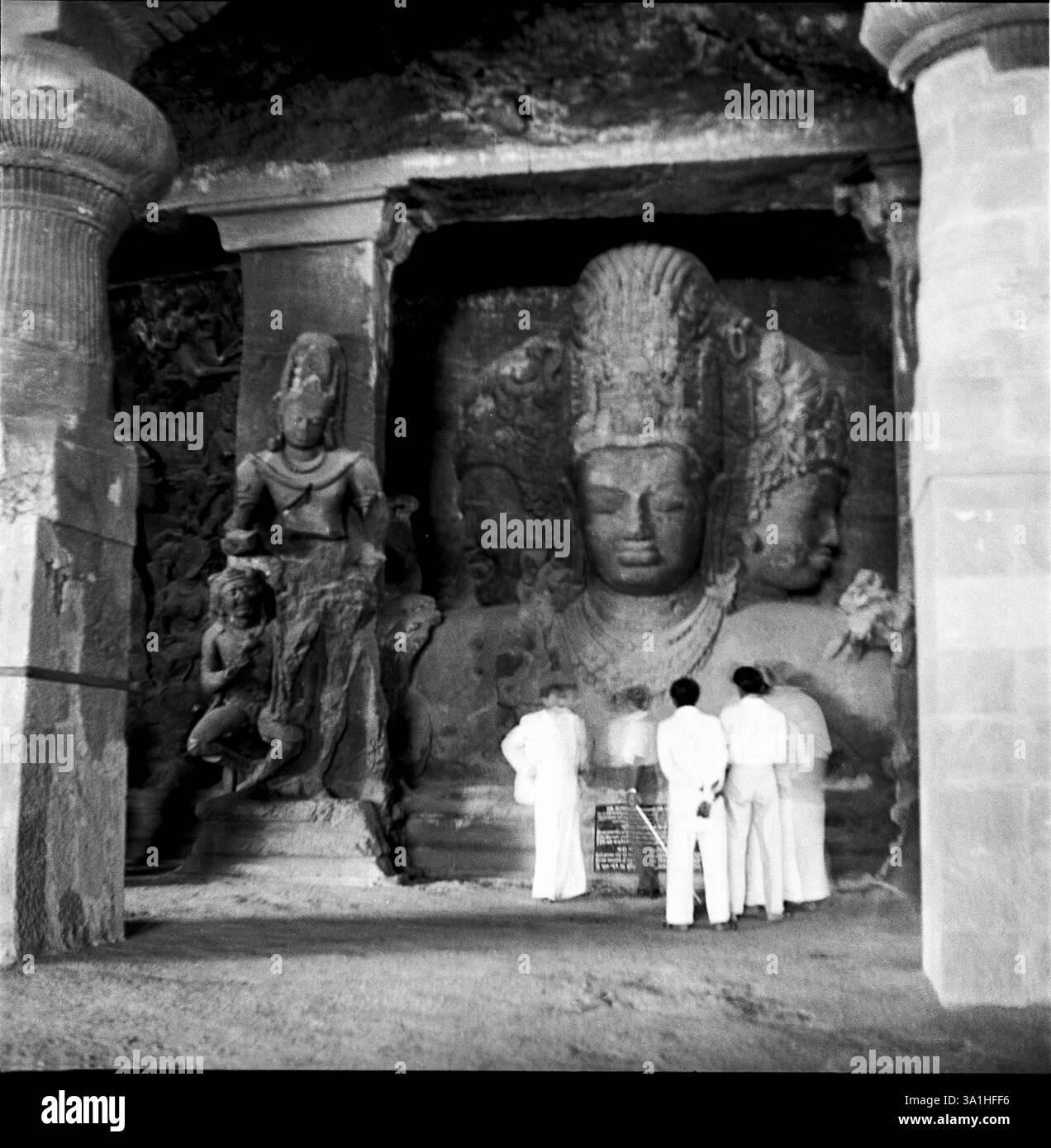 Three Headed God Shiva Statue in Elephanta cave, Maharashtra, India ...
