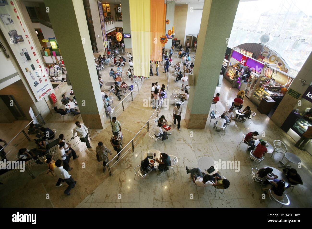An aerial view of second floor of infinity mall, Andheri, Bombay now ...