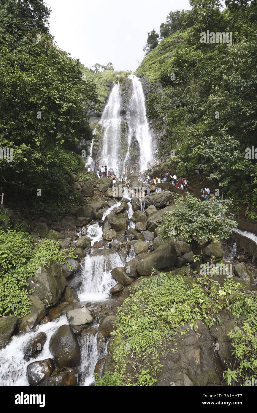Popular waterfall of Amboli Ghat tourist bathing, Sawantwadi to Amboli ...