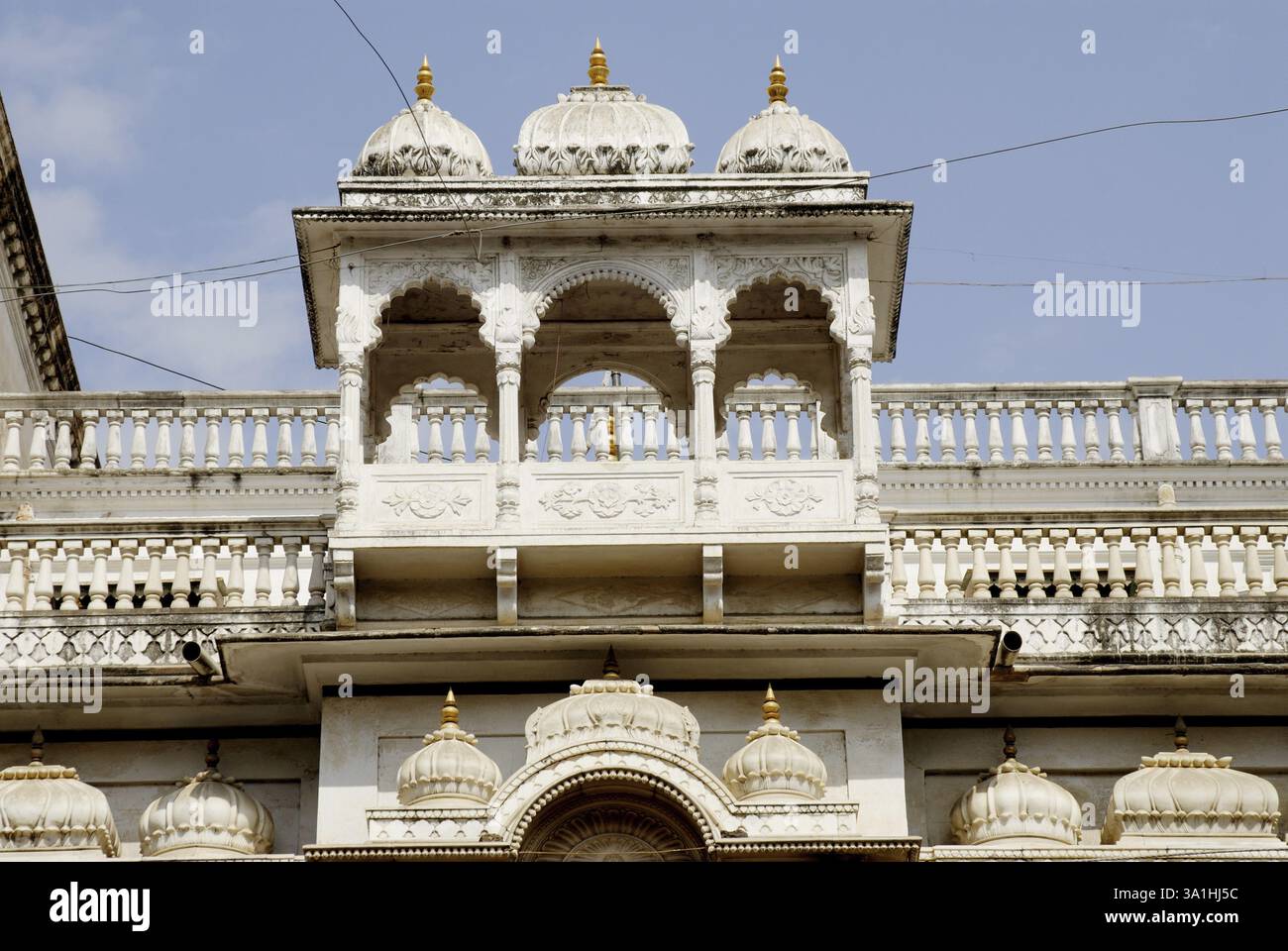 Kanch Mandir Jain glass temple built by Sir Hukumchand Seth, Indore ...