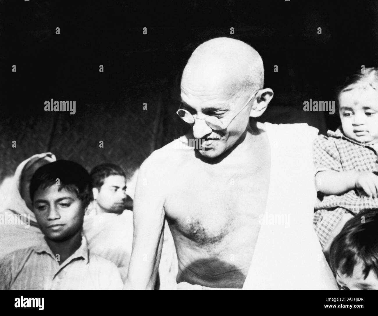 Mahatma Gandhi with Pyarelal Nayar's niece Nandini and others at ...