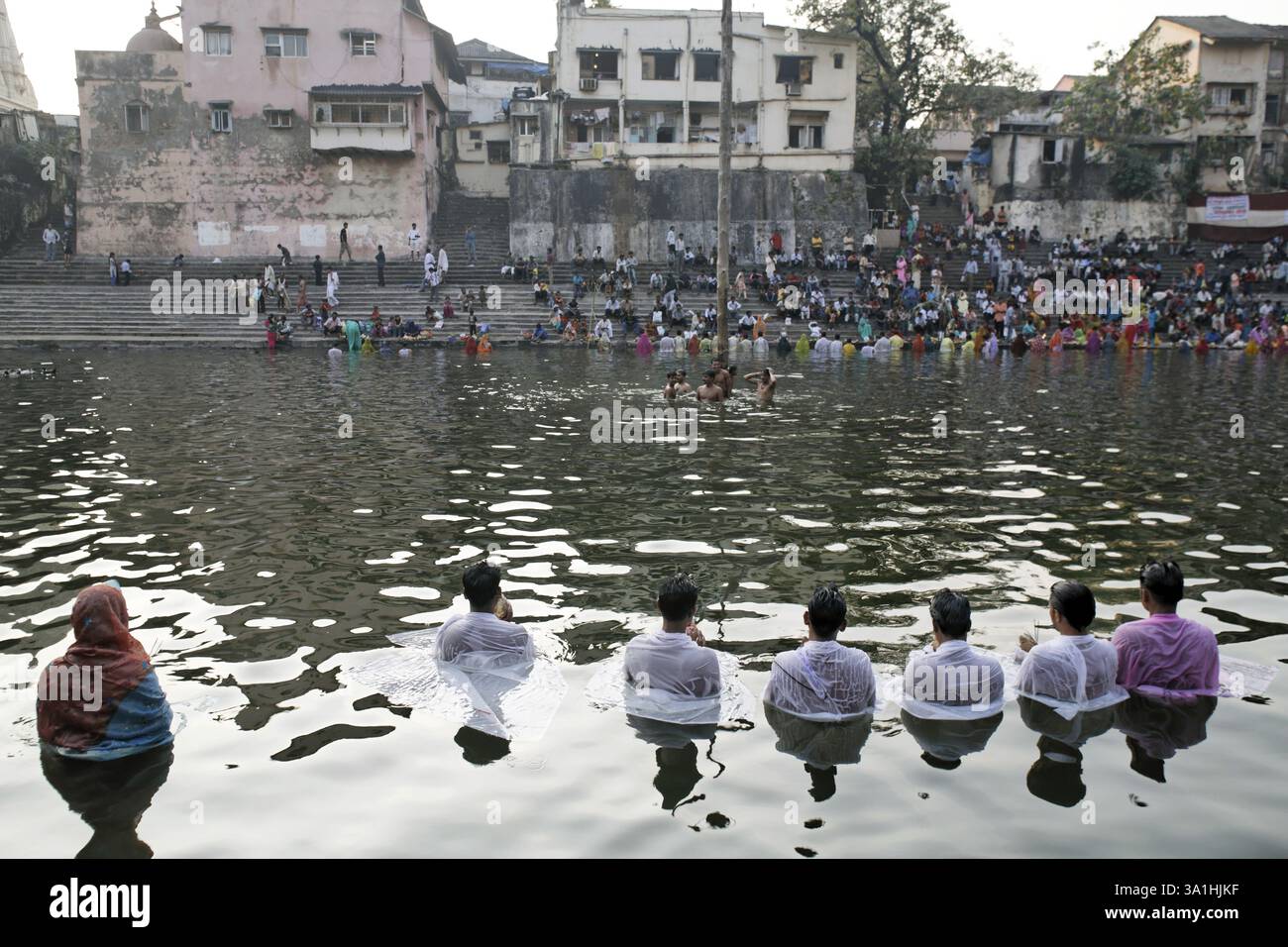 People bathing in Banganga pond on chhat pooja festival at Banganga ...