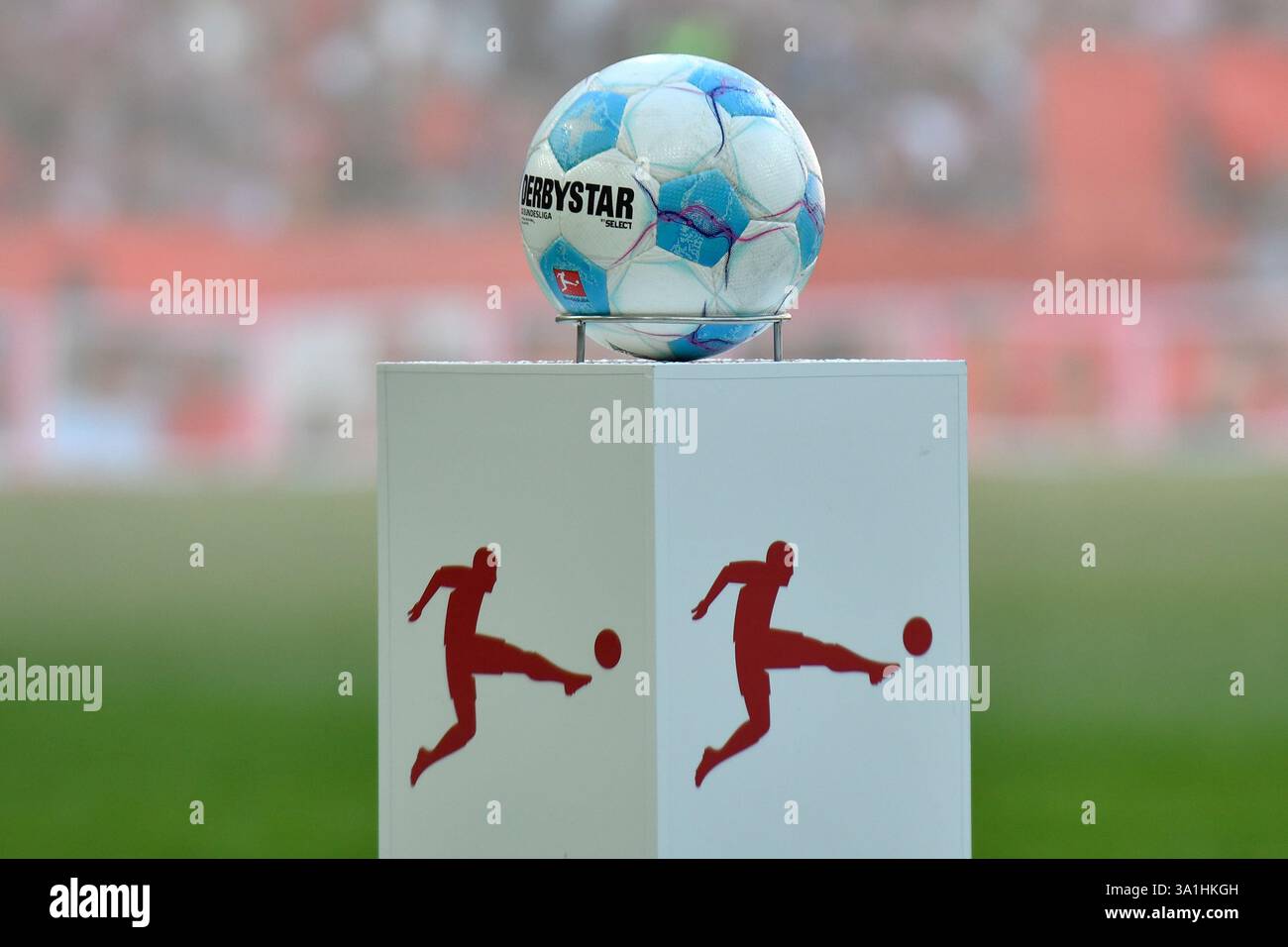 Munich, Germany. 09th Mar, 2025. MUNICH, GERMANY - MARCH 8: Mach ball ...