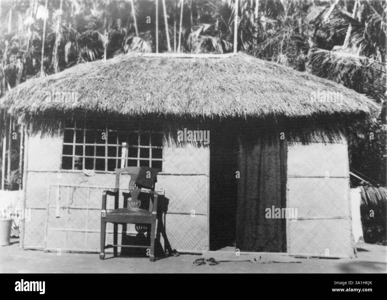 Mahatma Gandhi's mobile hut during his visit of Noakhali, 1947 It was ...