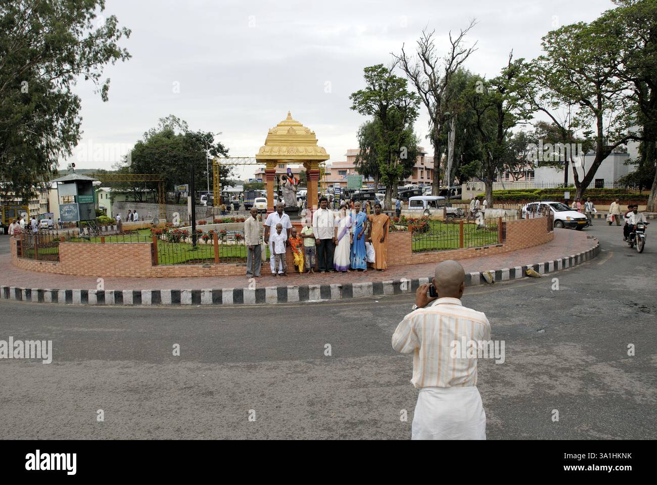 Devotees taking photographs in Tirumalai Tirupathi, Andhra Pradesh ...