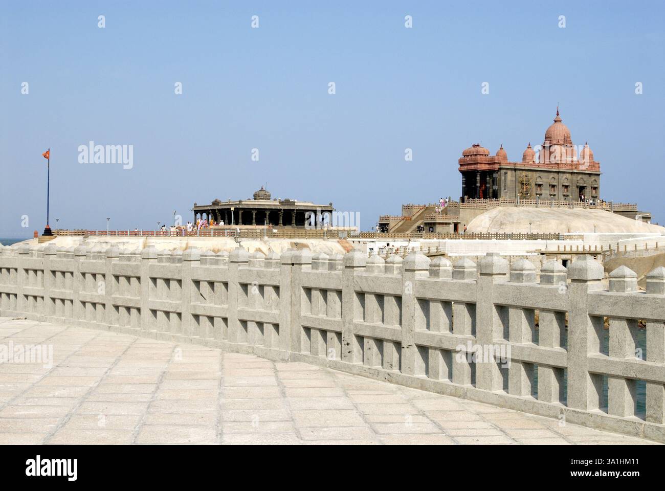 Shripada Mandapam and Swami Vivekananda rock memorial view, Kanyakumari ...