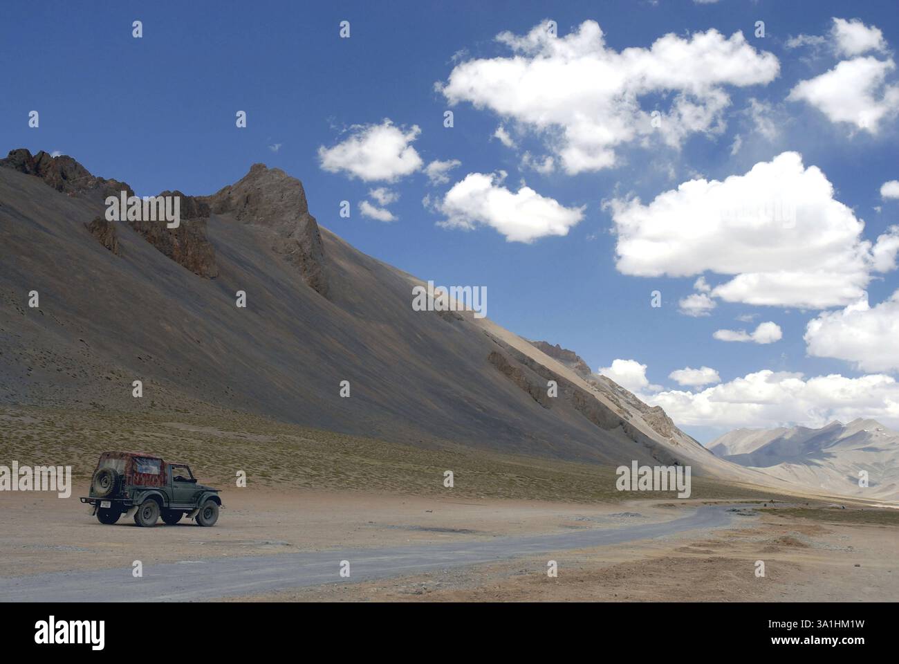 Car on way at Tanglang La, Ladakh, Jammu and Kashmir, India, Asia Stock ...