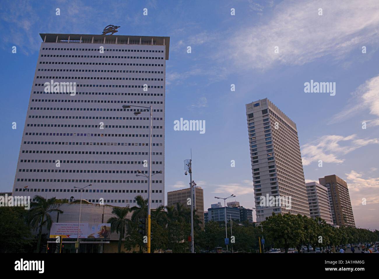 An evening at Nariman point Air India Building & Five Star Hotel The ...