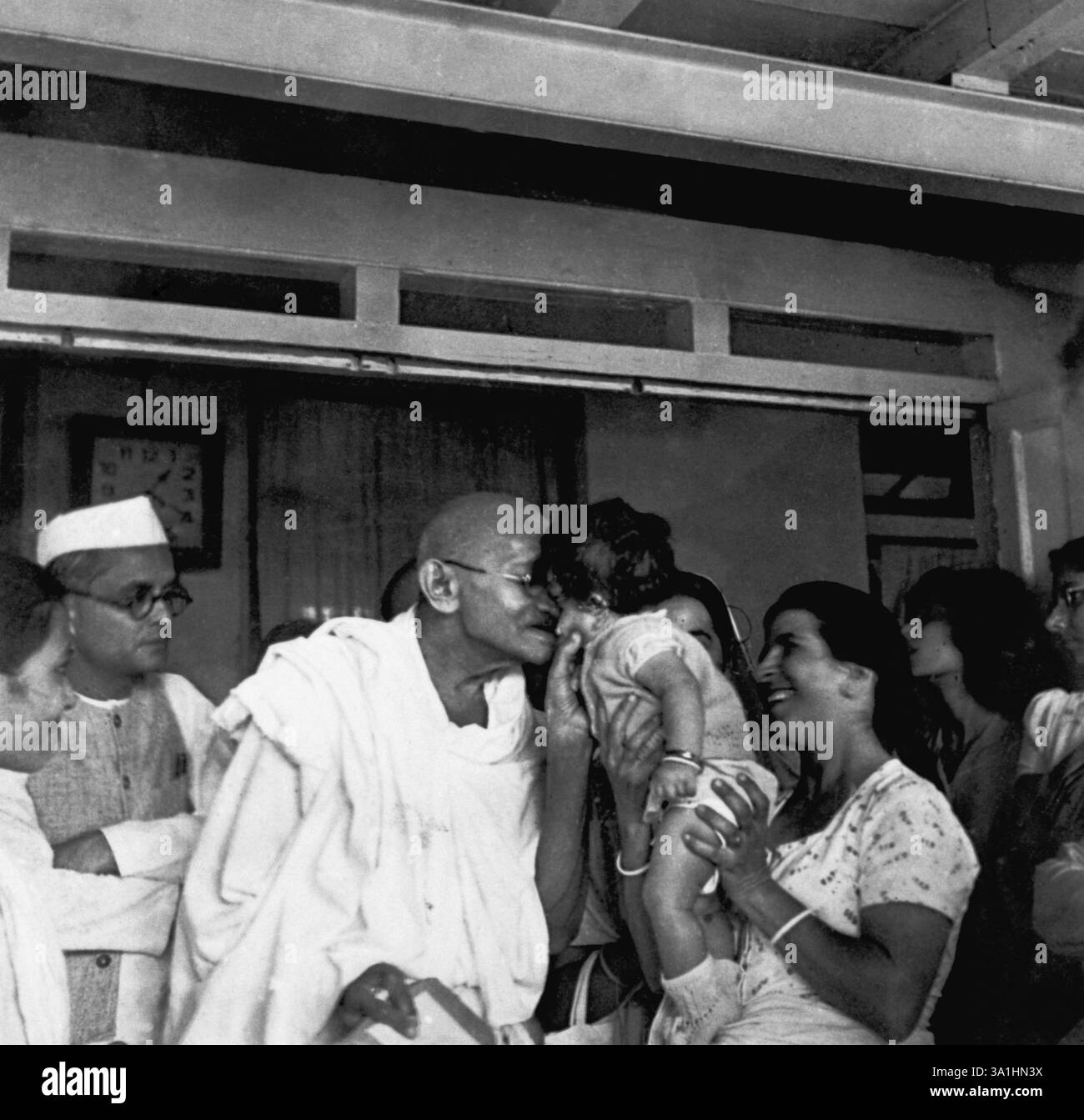 Anand Hingorani, Mahatma Gandhi, daughter and wife (Gulbehn) of Dr ...