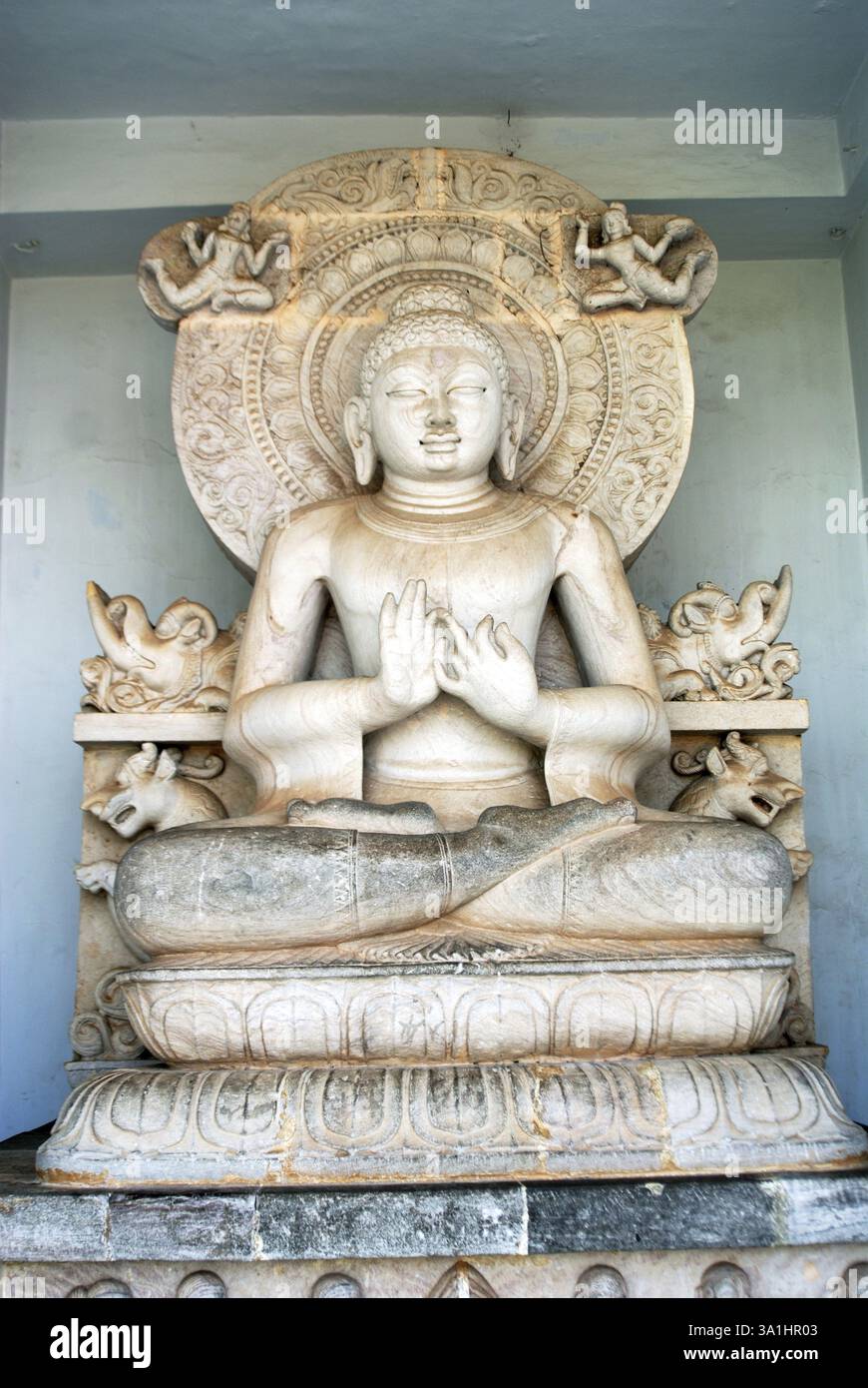Idol of lord Buddha, Shanti stupa, Dauli hill, Bhubaneswar, Orissa ...