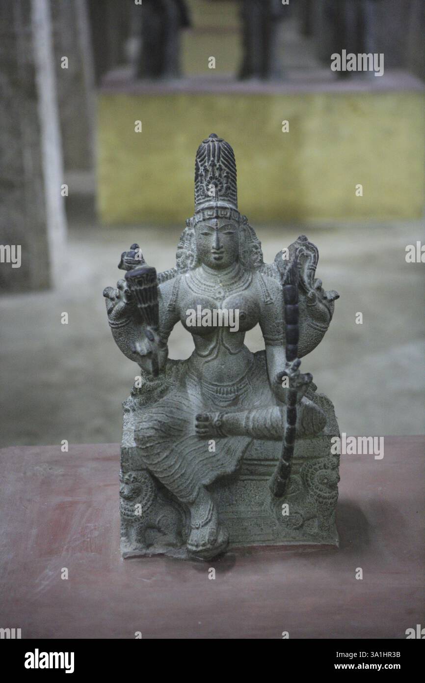 Statue in art Museum 1000 pillared hall in Meenakshi Amman Temple built in 1623-55, Madurai ...