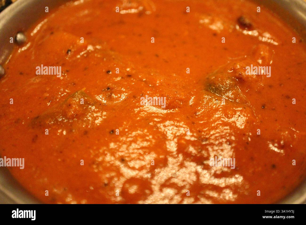 Indian cuisine chicken curry hi-res stock photography and images - Alamy