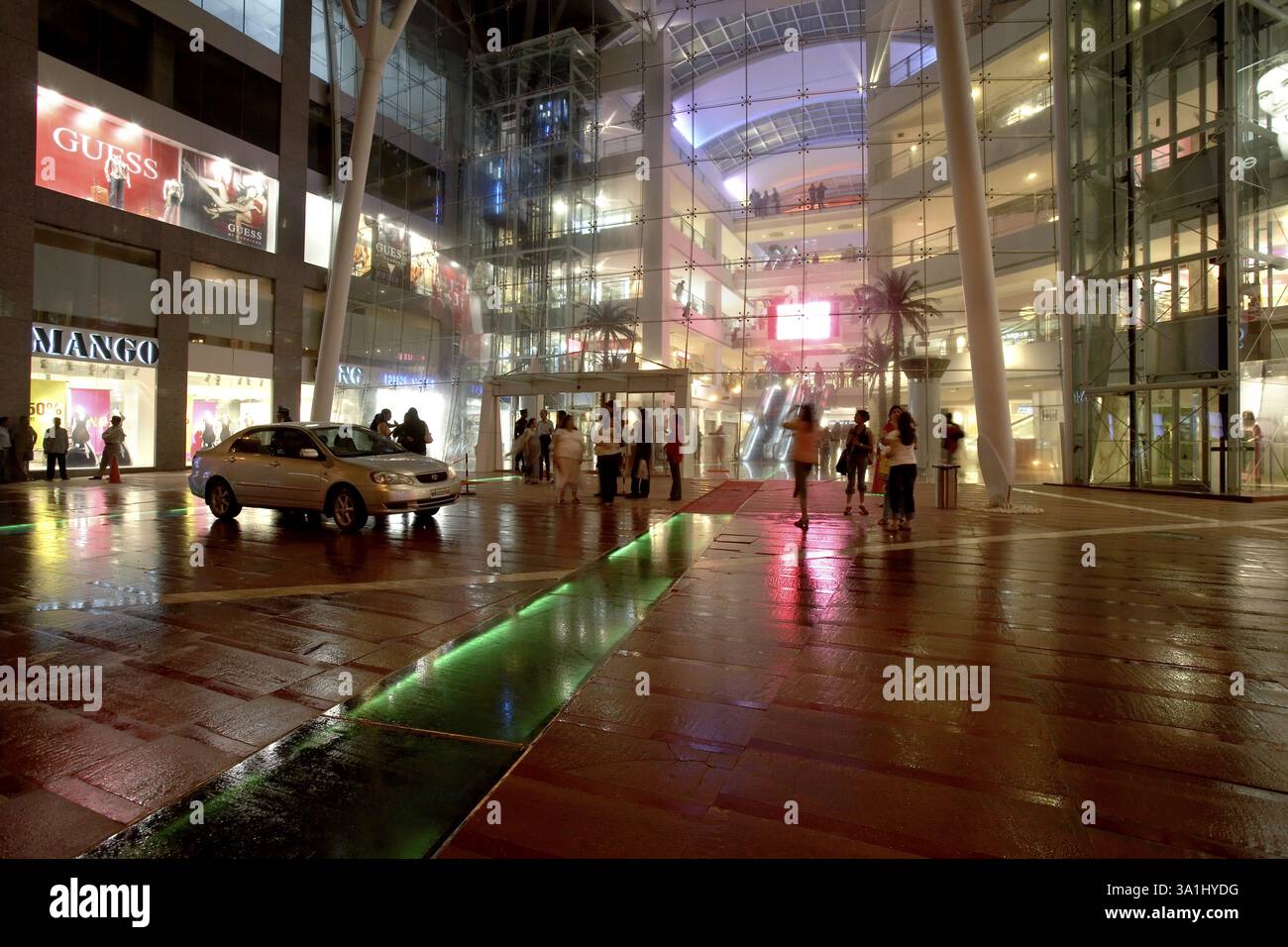 Atria mall mumbai hi-res stock photography and images - Alamy