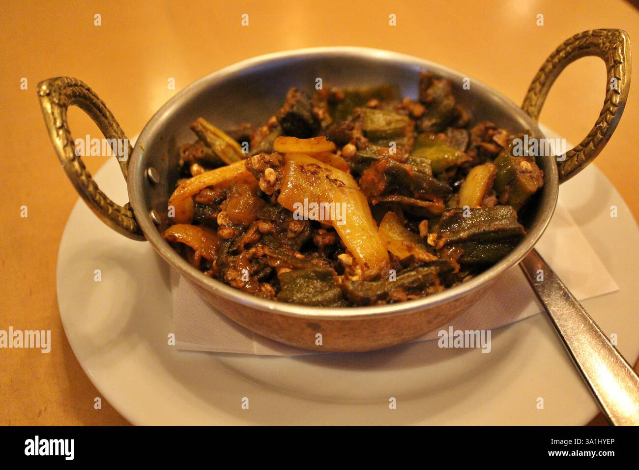 Indian cuisine: bhindi (okra) masala Stock Photo - Alamy