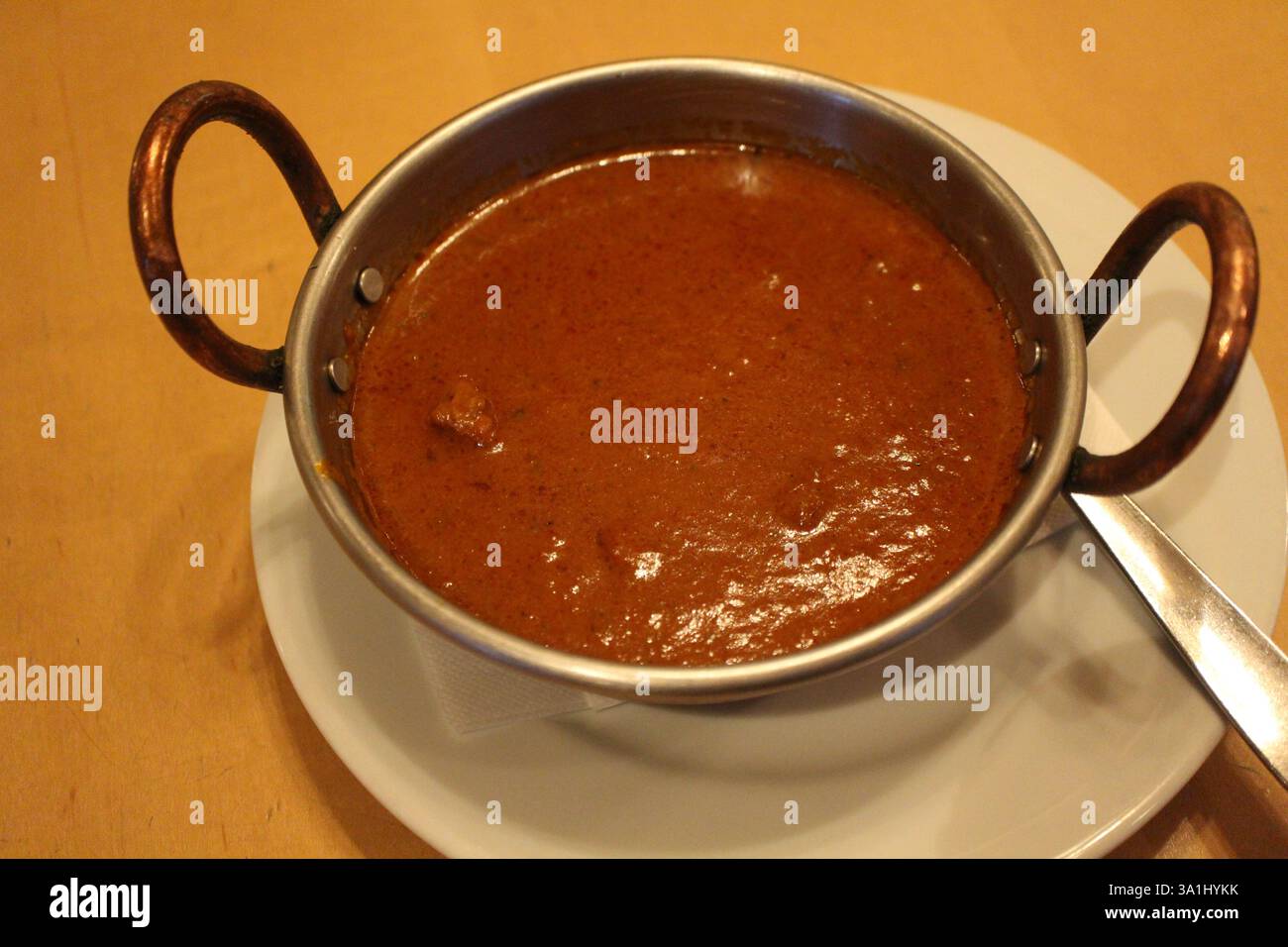 Indian cuisine: mutton (sheep meat) curry Stock Photo - Alamy