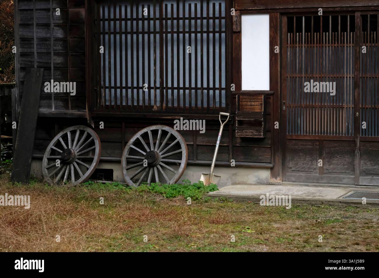 Rural Japanese house alone the Nakasendo trail Stock Photo - Alamy