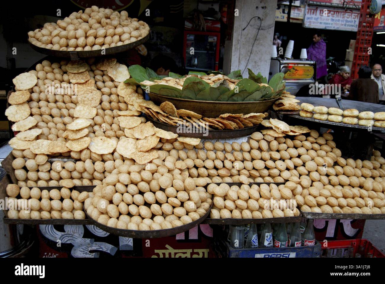 Pani puri shop hi-res stock photography and images - Alamy