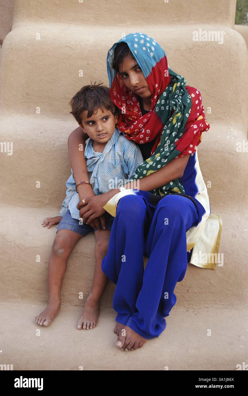 Lady with child sitting on stair, Jodhpur, Rajasthan, India, Asia Stock ...
