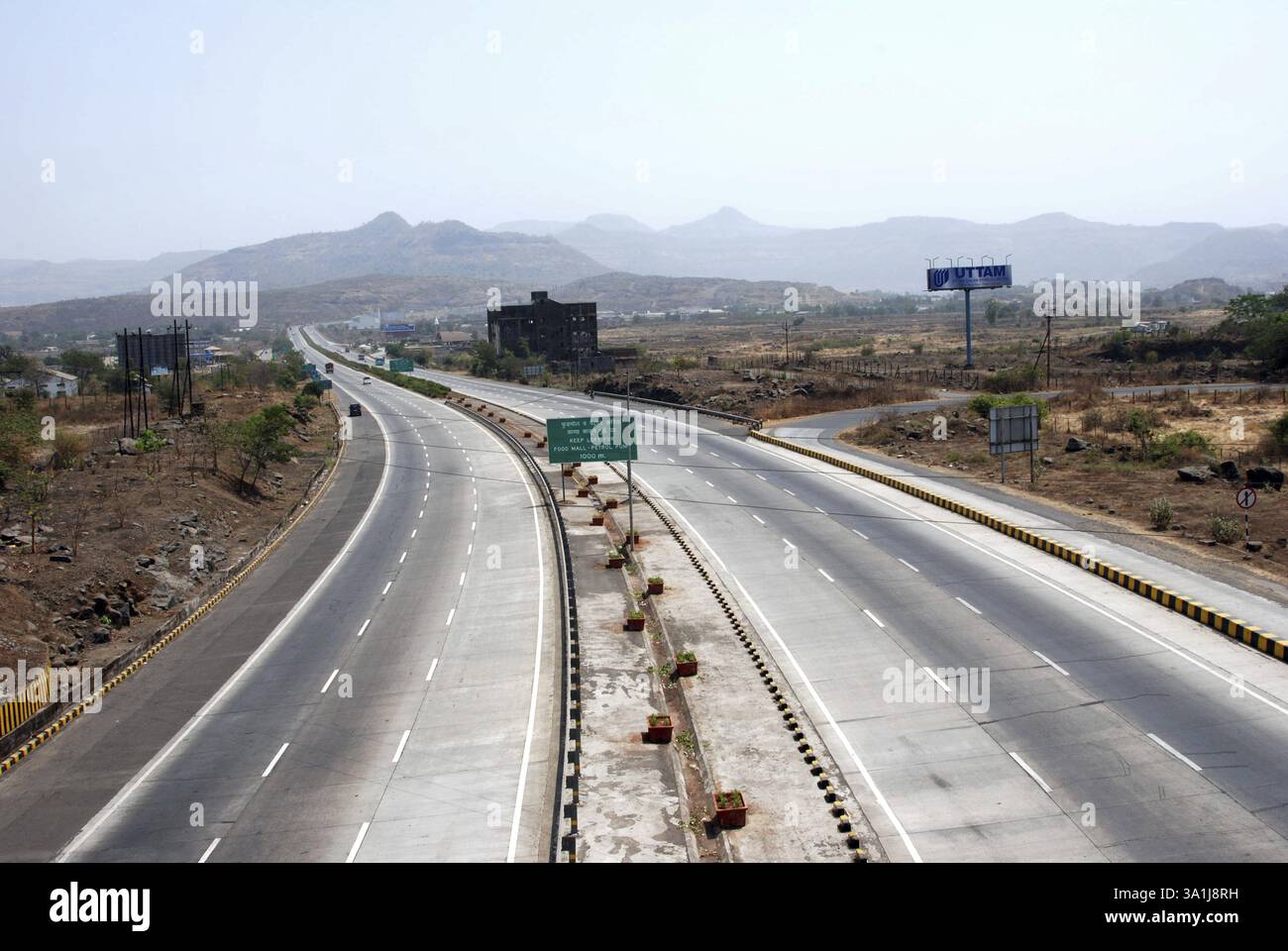 Mumbai Pune Expressway, Maharashtra, India, Asia Stock Photo - Alamy