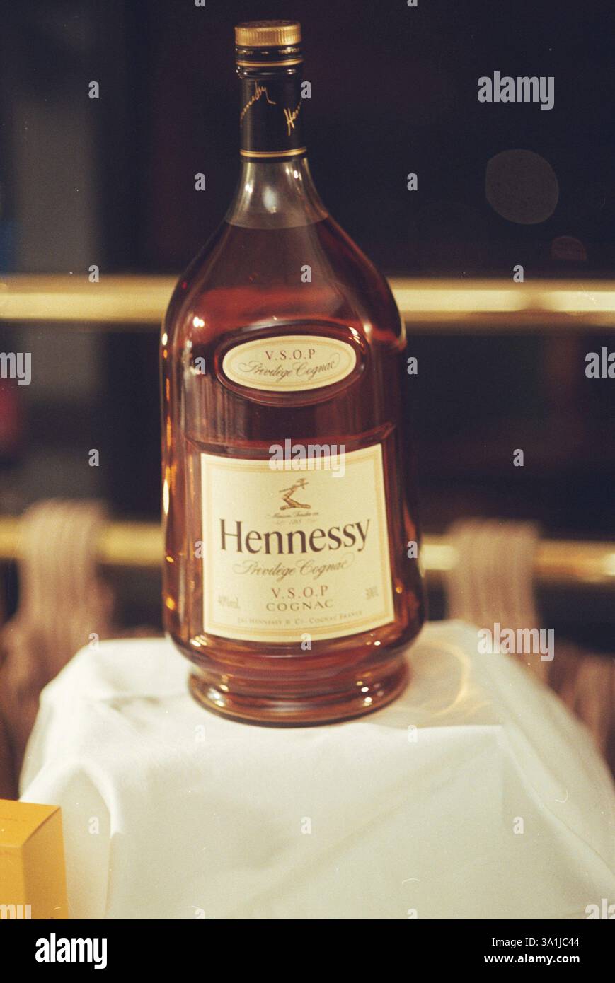 Drinks, Hennessy whisky bottle Stock Photo - Alamy