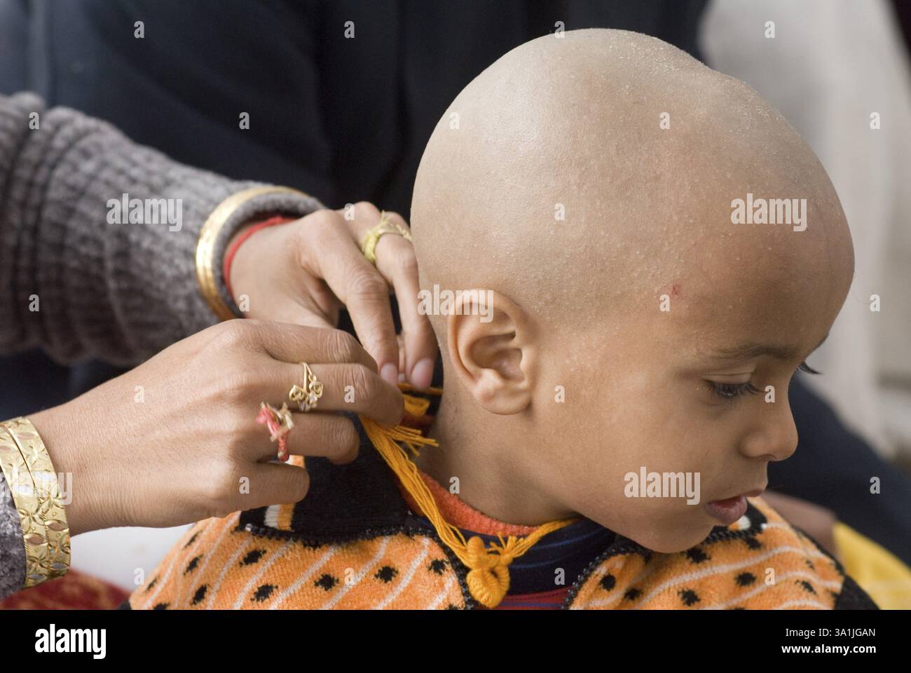 Mundan ceremony india hi-res stock photography and images - Alamy